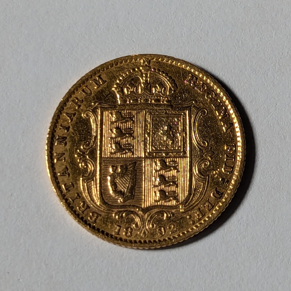 1892 Half Sovereign Jubilee Head Shield Back 22ct Gold Coin - Own4Less